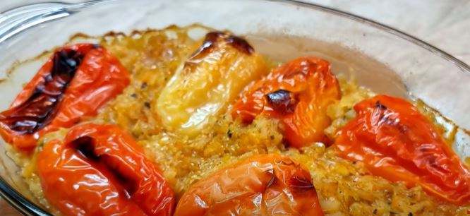 PUNJENE PAPRIKE SA RENDANIM KROMPIROM-jednostavno i brzo - Sofra.rs